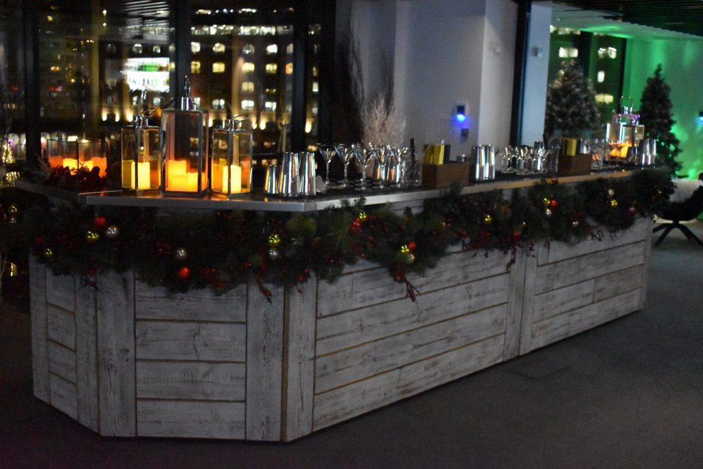 Themed bars, dressed mobile bars, props for bars and more... - Ace Bar ...